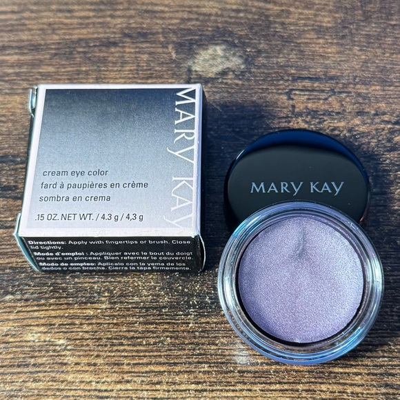 Mary Kay | Makeup | Mary Kay Cream Eye Color Violet Storm 5 Oz Full ...